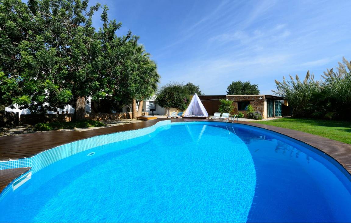 150 M² House ∙ 4 Bedrooms ∙ 8 Guests - Ibiza City