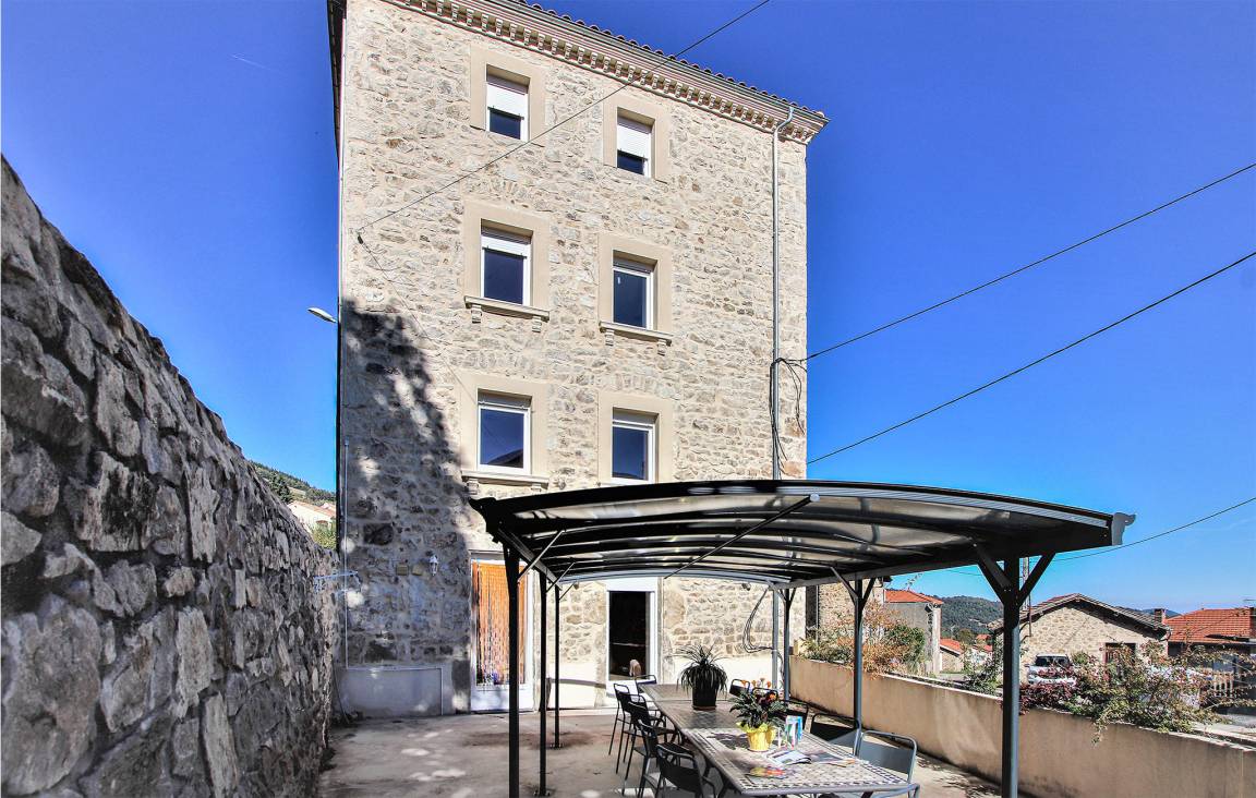 40 M² Appartement ∙ 2 Chambres ∙ 4 Personnes - Saint-Genest-Malifaux