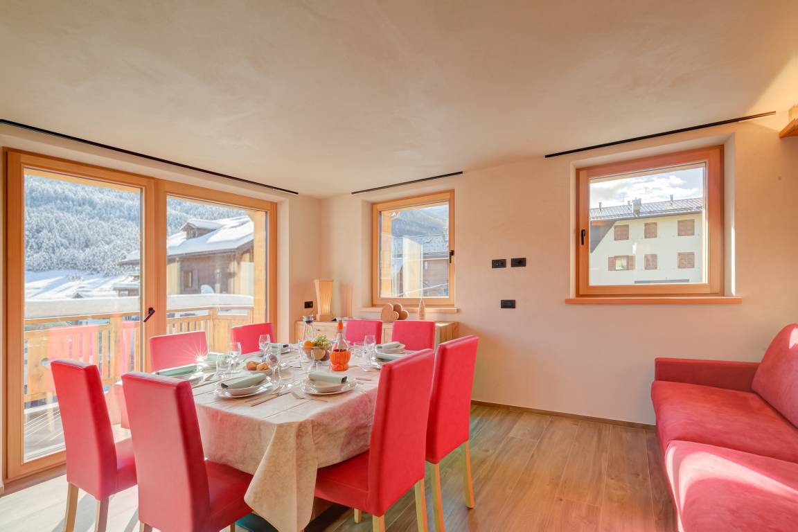 80 M² Appartamento Vacanza ∙ 4 Camere Da Letto ∙ 8 Ospiti - Livigno