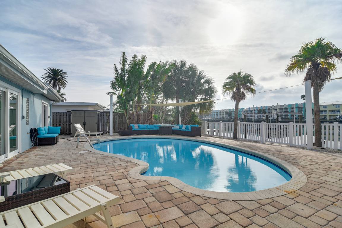 184 M² House ∙ 5 Bedrooms ∙ 10 Guests - Indian Rocks Beach, FL