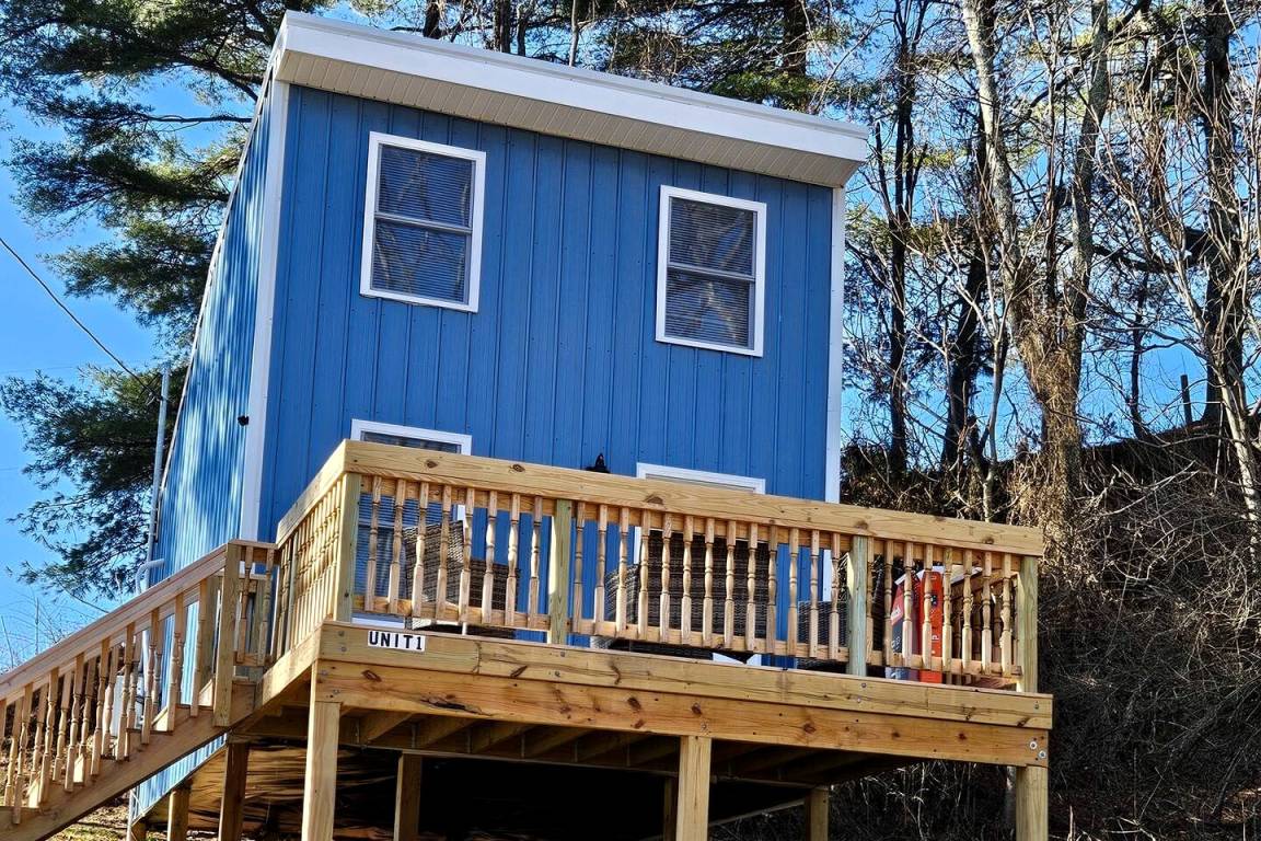 House ∙ 1 Bedroom ∙ 4 Guests - Virginia