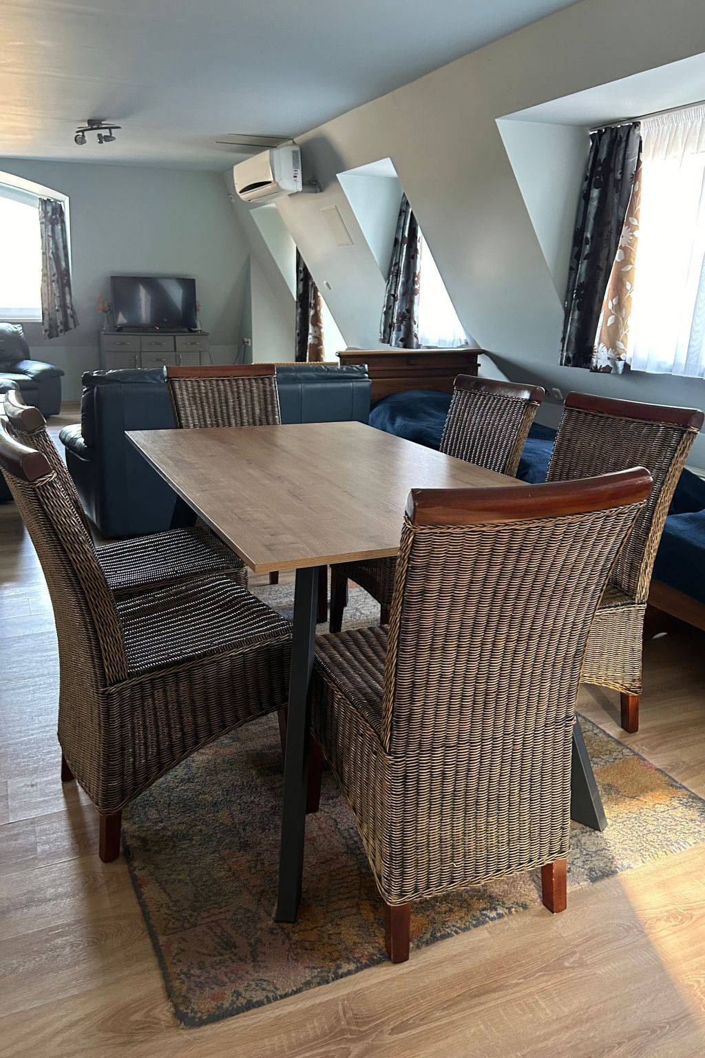 80 M² Apartment ∙ 2 Bedrooms ∙ 4 Guests - Siófok