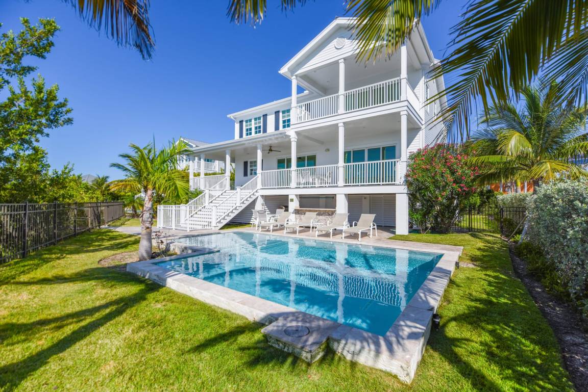 House ∙ 4 Bedrooms ∙ 12 Guests - Stock Island, FL