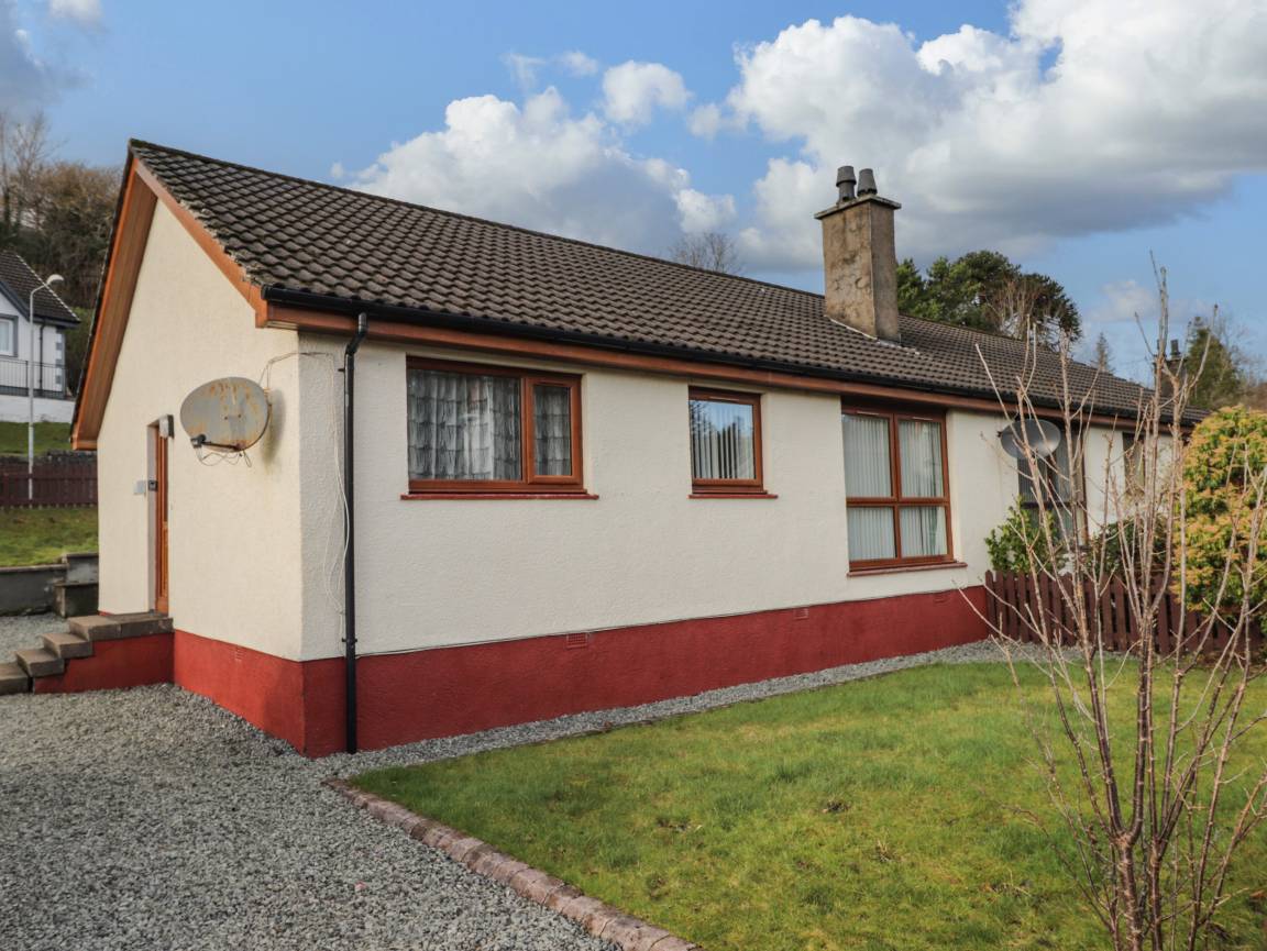 Cottage ∙ 2 Bedrooms ∙ 4 Guests - Portree