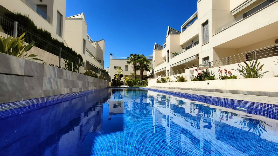 132 M² Apartment ∙ 2 Bedrooms ∙ 6 Guests - Torrevieja