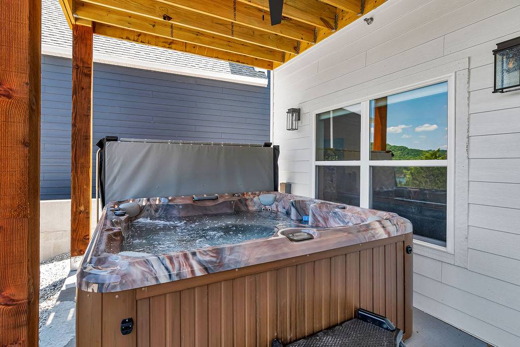 335 M² House ∙ 7 Bedrooms ∙ 24 Guests - Branson, MO