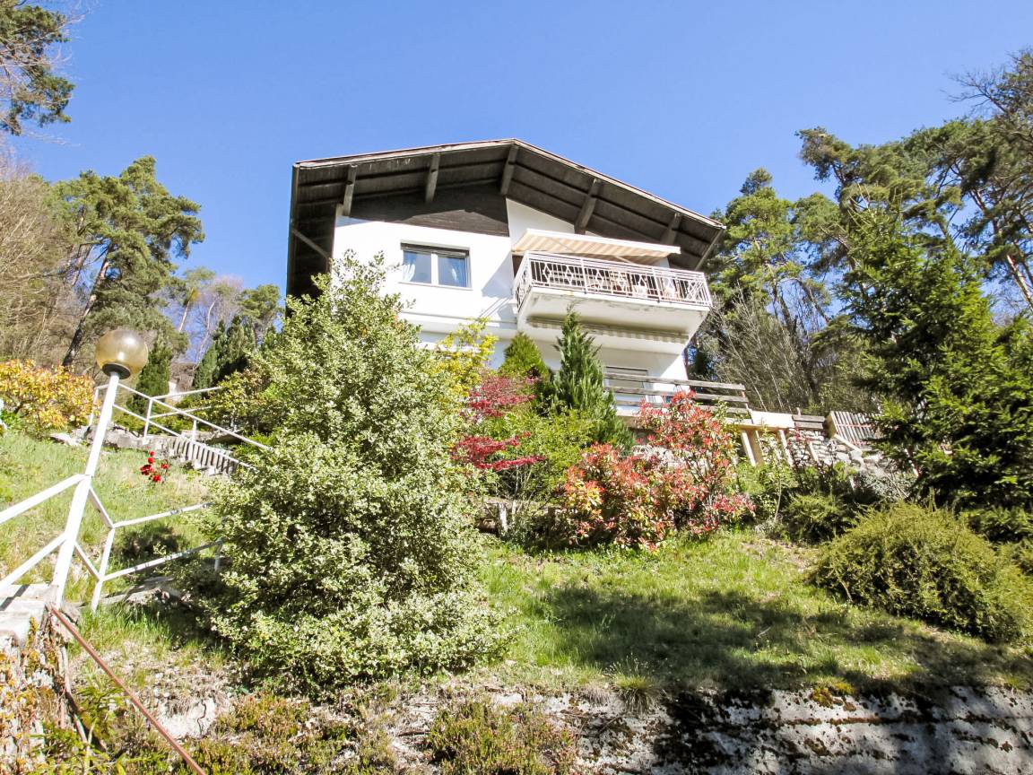 100 M² House ∙ 2 Bedrooms ∙ 7 Guests - Limone Sul Garda