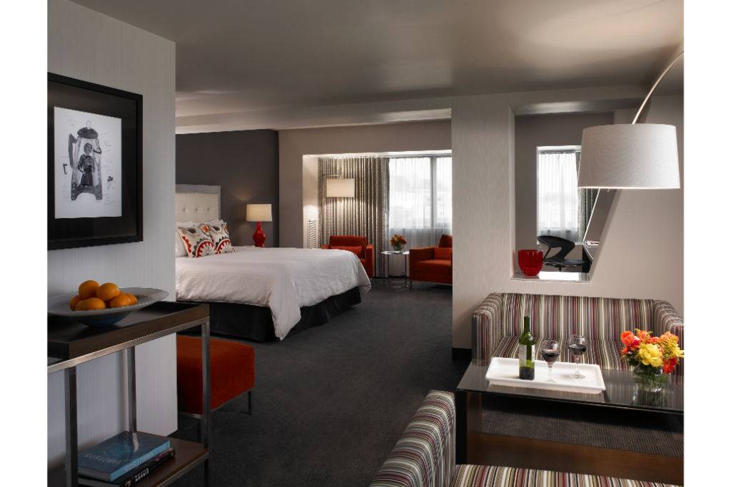 102 M² Hotel ∙ 1 Bedroom ∙ 4 Guests - Tacoma, WA