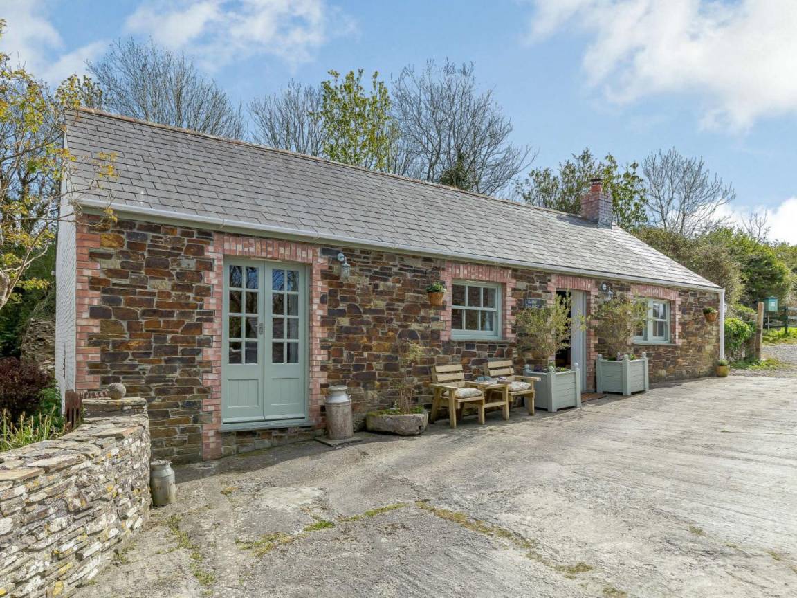Cottage ∙ 2 Bedrooms ∙ 4 Guests - Saint Merryn
