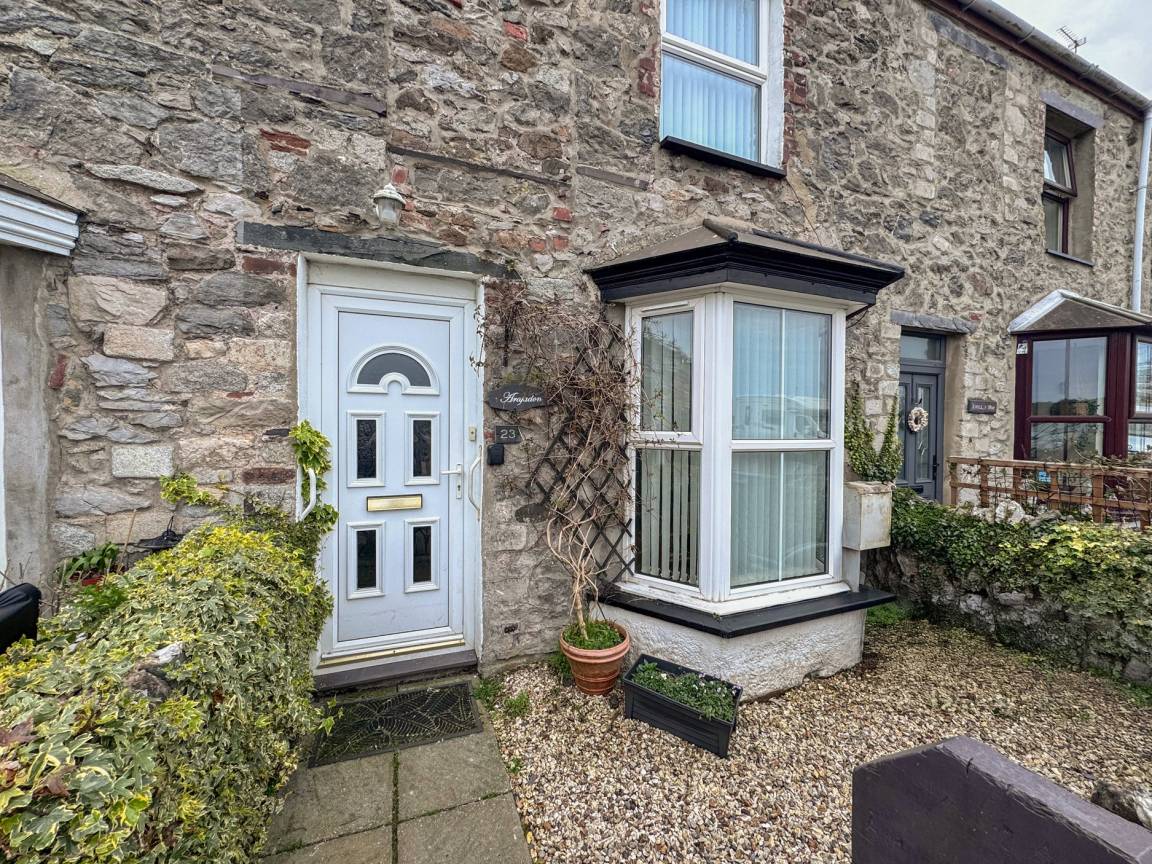Cottage ∙ 2 Bedrooms ∙ 4 Guests - Bangor