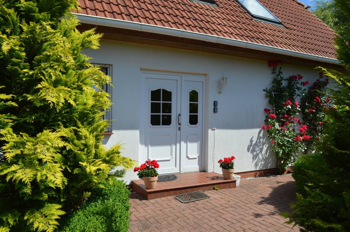 55 M² Ferienwohnung ∙ 2 Schlafzimmer ∙ 5 Gäste - Nienhagen