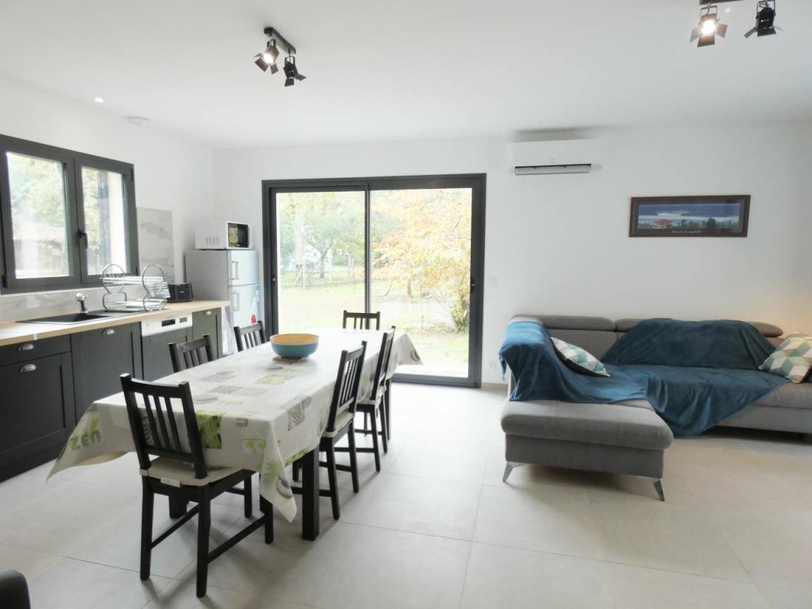 98 M² Gîte ∙ 3 Chambres ∙ 6 Personnes - Linxe