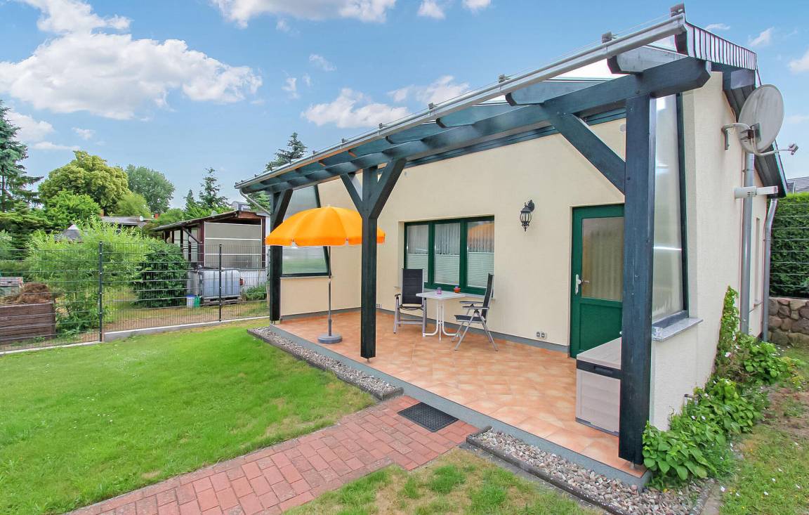 25 M² Casa ∙ 2 Huéspedes - Waren