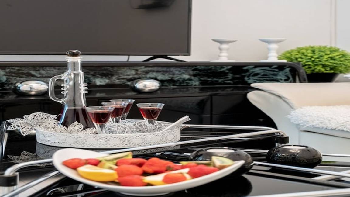 60 M² Ferienwohnung ∙ 2 Schlafzimmer ∙ 6 Gäste - Split