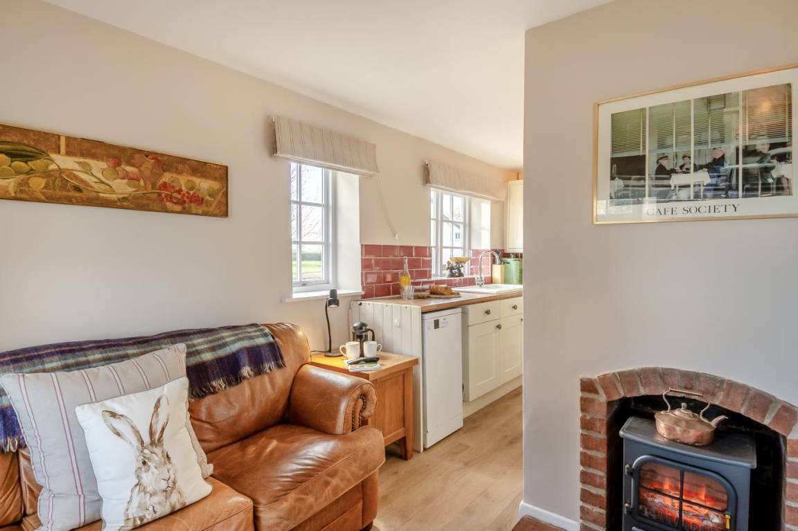 House ∙ 2 Bedrooms ∙ 4 Guests - Diss