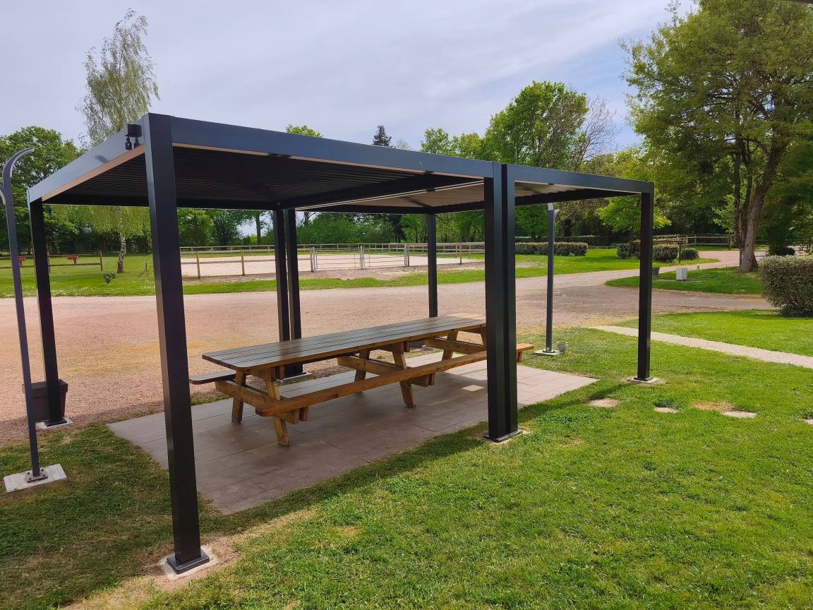 100 M² Maison De Vacances ∙ 3 Chambres ∙ 15 Personnes - Nevers