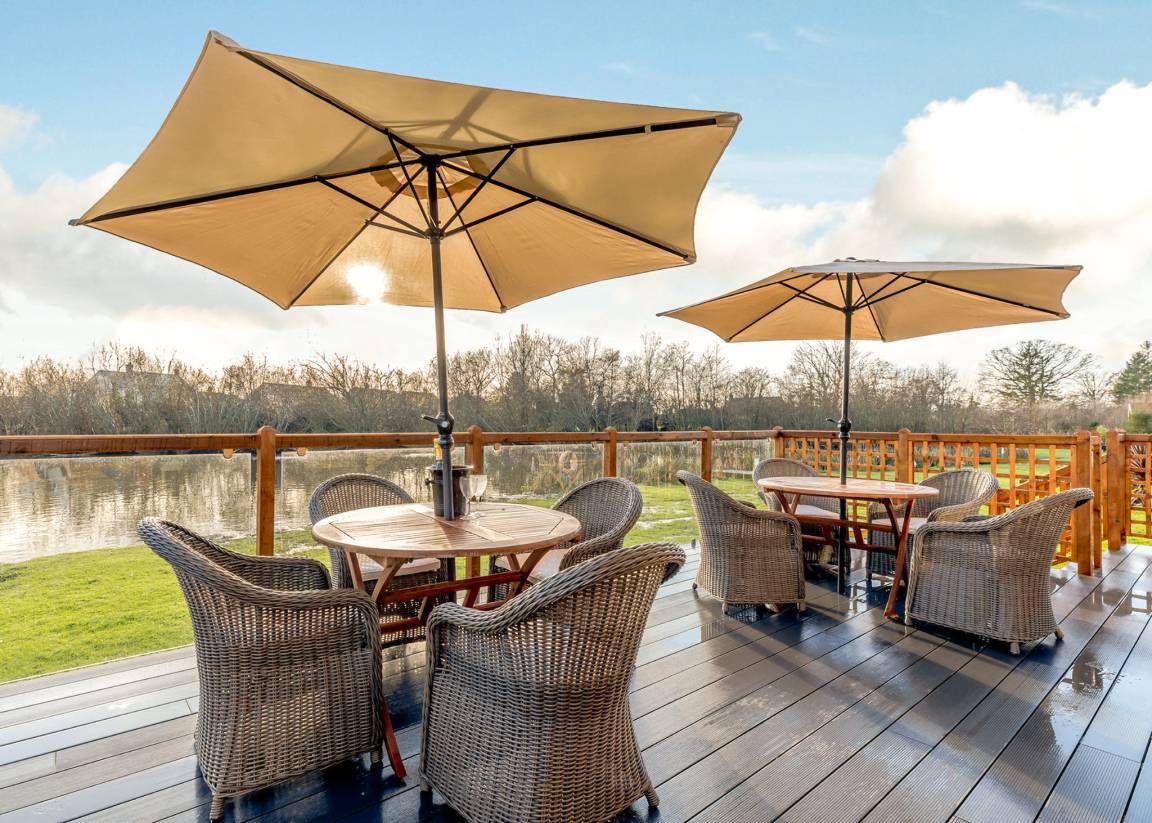 Chalet ∙ 3 Bedrooms ∙ 6 Guests - Cheshire