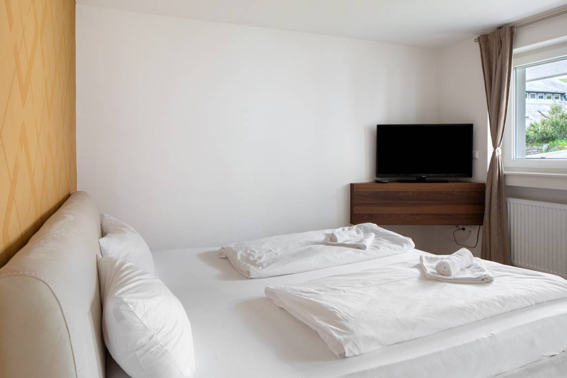 120 M² Ferienwohnung ∙ 2 Schlafzimmer ∙ 4 Gäste - Oberried