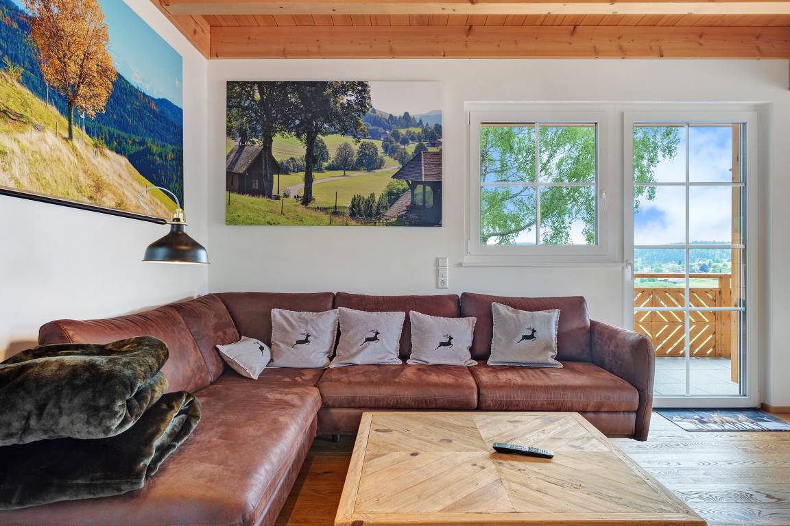 190 M² Ferienhaus ∙ 3 Schlafzimmer ∙ 6 Gäste - Oberried