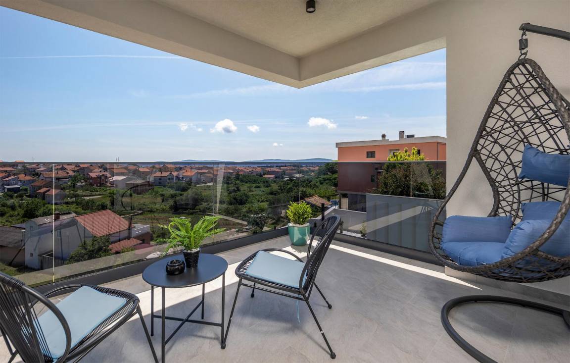 290 M² Ferienhaus ∙ 3 Schlafzimmer ∙ 6 Gäste - Zadar
