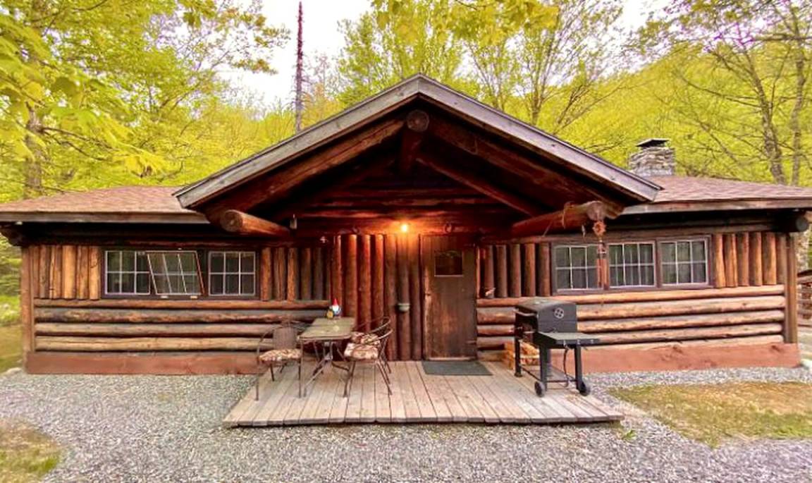 House ∙ 2 Bedrooms ∙ 4 Guests - New Hampshire (State)