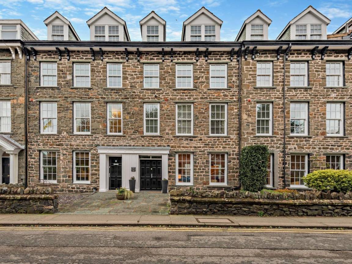 Apartment ∙ 2 Bedrooms ∙ 4 Guests - Keswick