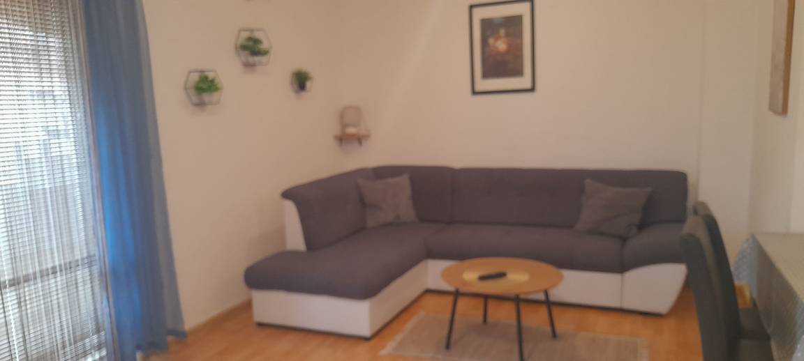 60 M² Apartment ∙ 2 Bedrooms ∙ 5 Guests - Vir