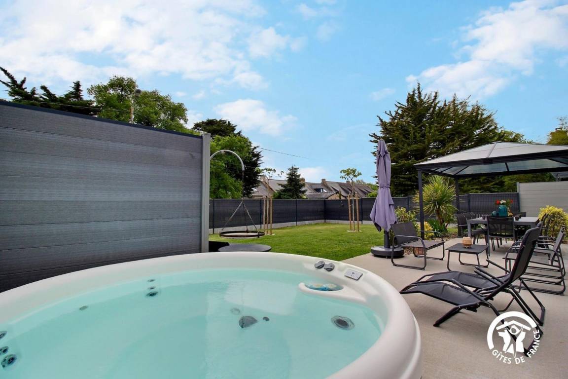 107 M² Gîte ∙ 4 Chambres ∙ 8 Personnes - Penvins