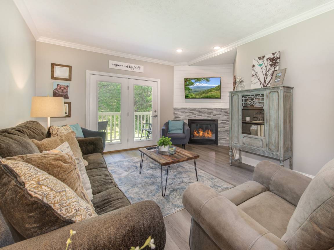 103 M² Condo ∙ 2 Bedrooms ∙ 8 Guests - Pigeon Forge, TN