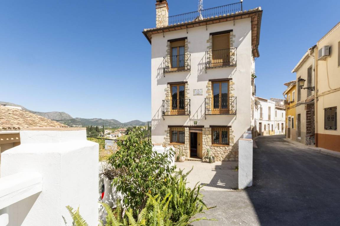 4865 M² Apartamento ∙ 1 Habitación ∙ 4 Huéspedes - Jalón