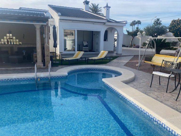 Maison De Vacances ∙ 3 Chambres ∙ 6 Personnes - Rojales
