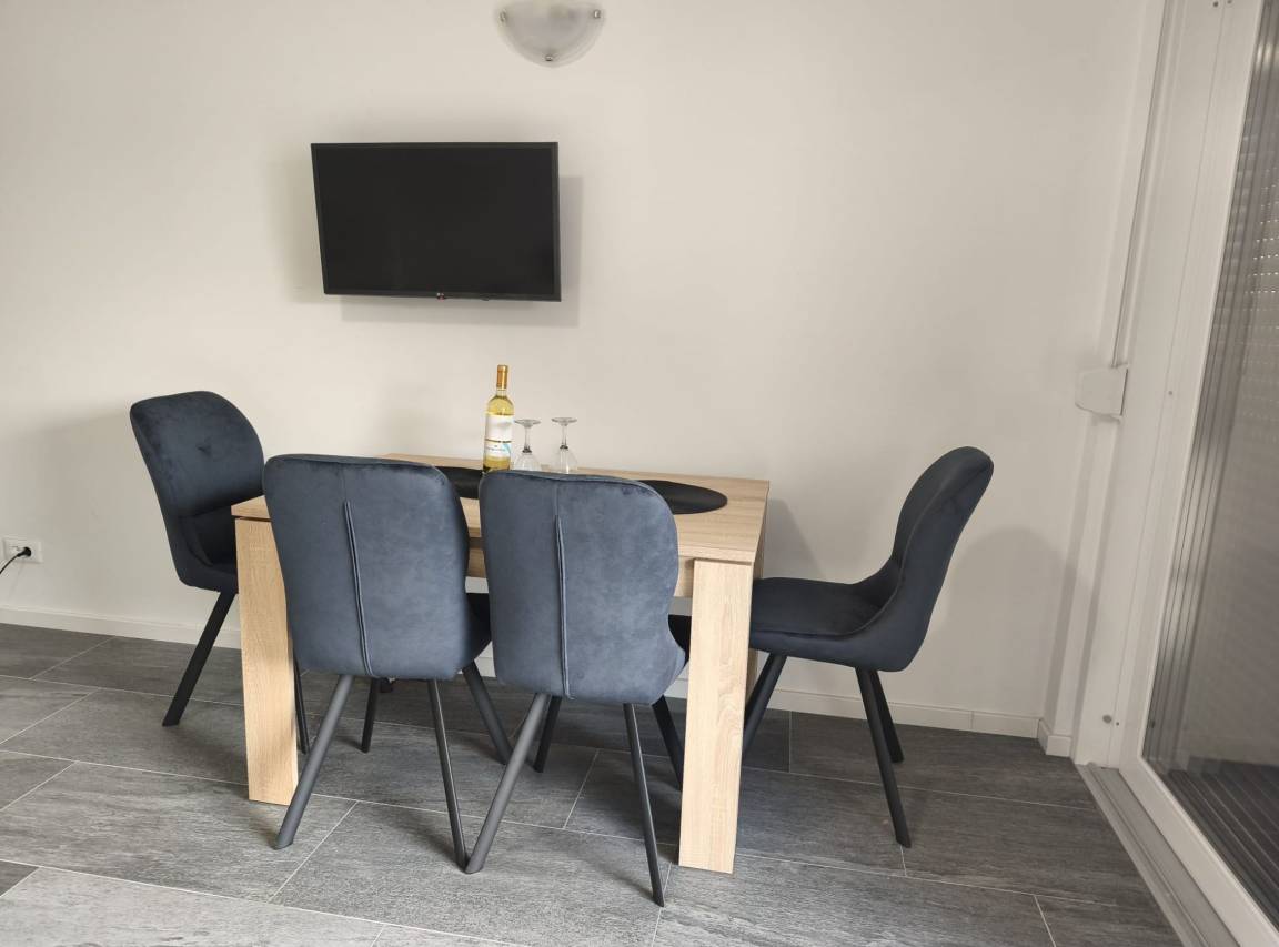 50 M² Apartment ∙ 2 Bedrooms ∙ 4 Guests - Dubrovnik