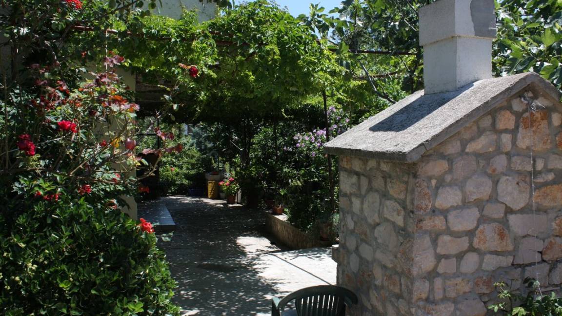 41 M² Apartment ∙ 2 Bedrooms ∙ 4 Guests - Murter