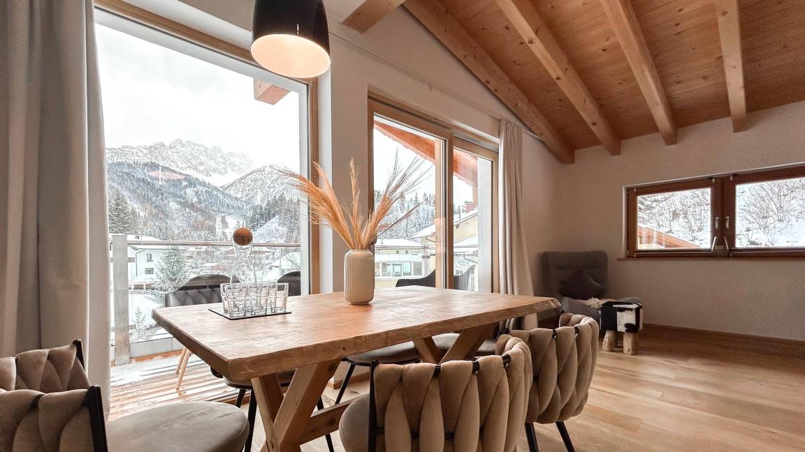 75 M² Ferienwohnung ∙ 3 Schlafzimmer ∙ 6 Gäste - Ehrwald