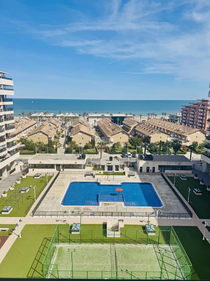 76 M² Huoneisto ∙ 2 Makuuhuonetta ∙ 4 Vierasta - Valence en Espagne