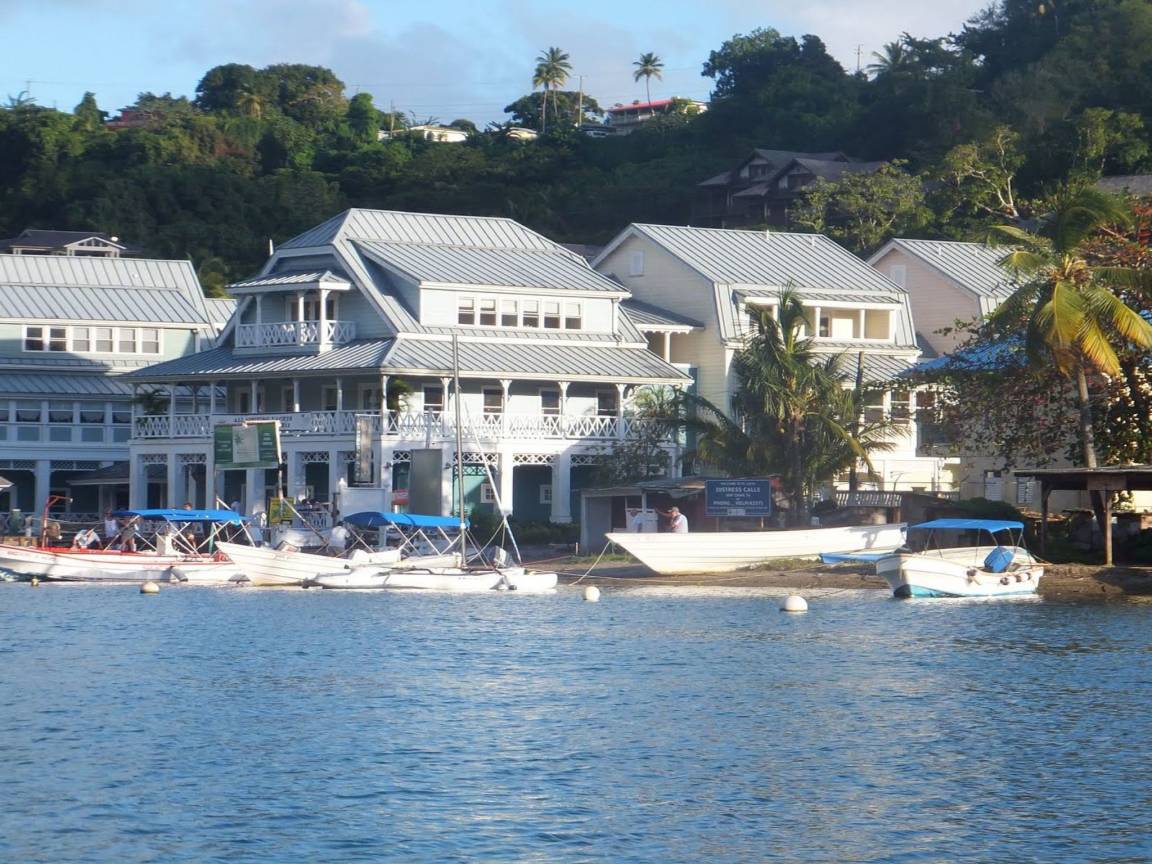 150 M² Apartment ∙ 2 Bedrooms ∙ 6 Guests - Saint Lucia