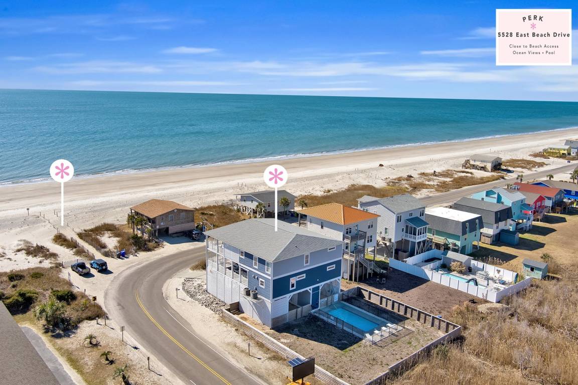 House ∙ 8 Bedrooms ∙ 26 Guests - Oak Island, NC