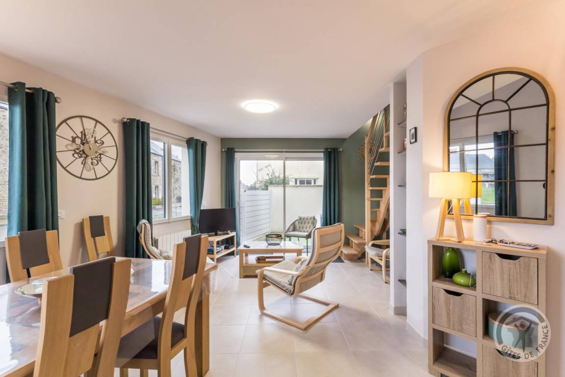 77 M² Gîte ∙ 2 Chambres ∙ 4 Personnes - Saint-Vaast-la-Hougue