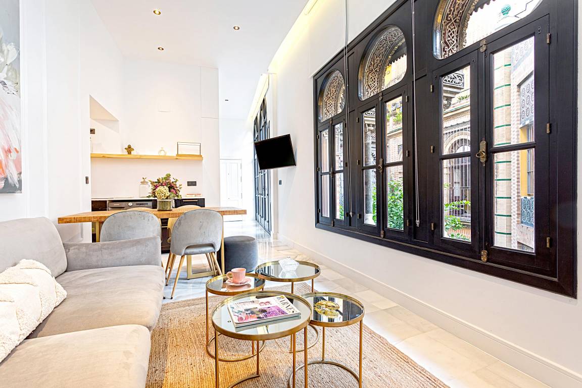 56 M² Apartment ∙ 1 Bedroom ∙ 2 Guests - Siviglia