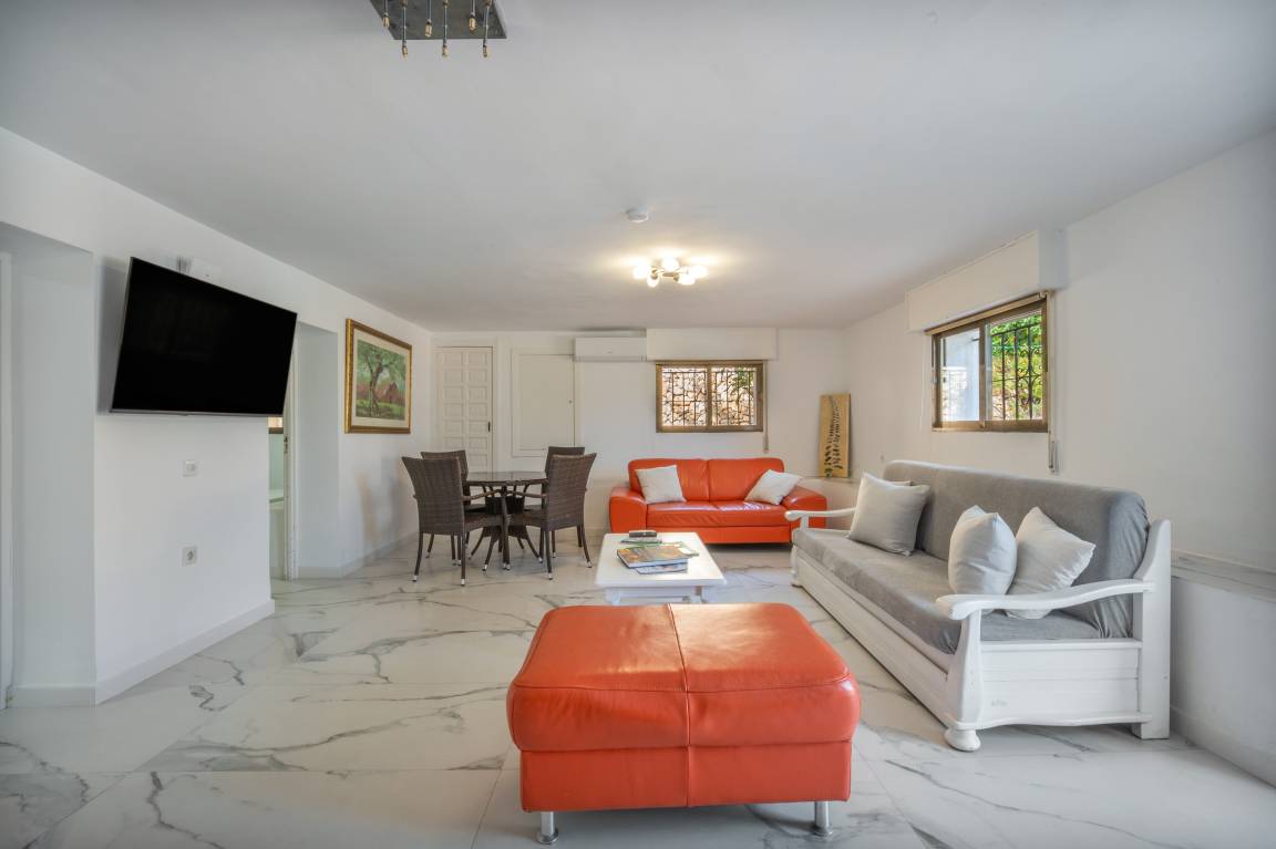 70 M² Ferienhaus ∙ 2 Schlafzimmer ∙ 4 Gäste - Calp
