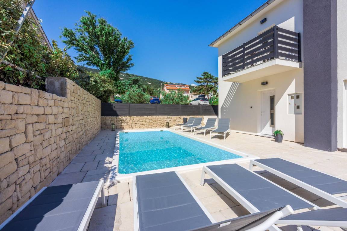 House ∙ 4 Bedrooms ∙ 8 Guests - Baška