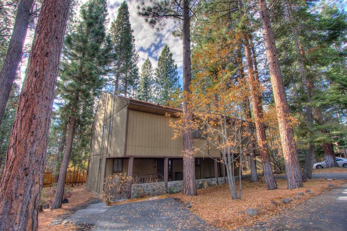 136 M² Condo ∙ 3 Bedrooms ∙ 6 Guests - Carson City, NV