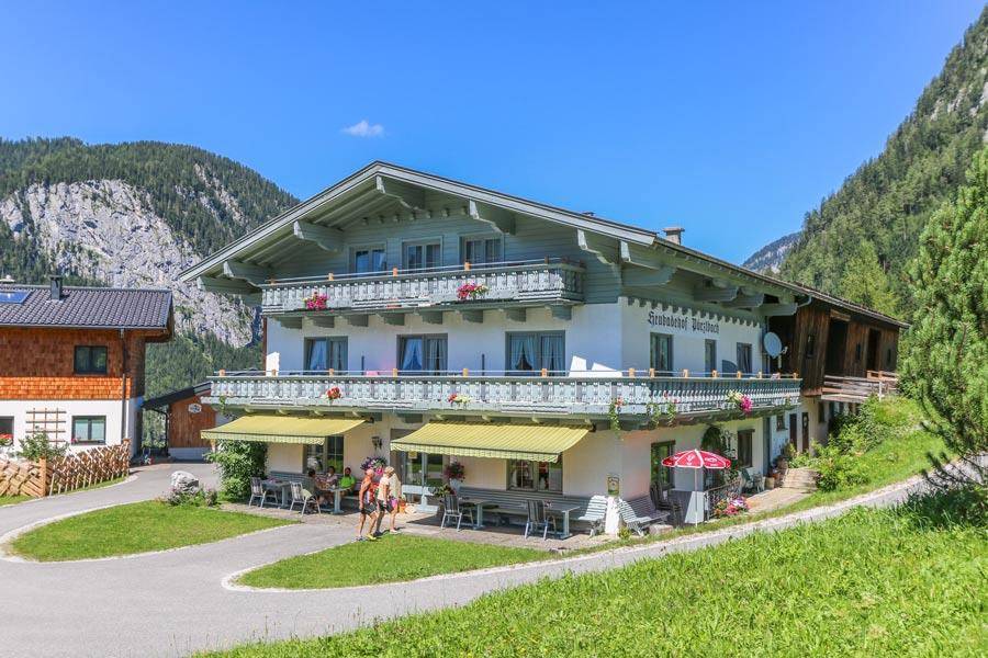 Hotel ∙ 1 Bedroom ∙ 3 Guests - Lofer