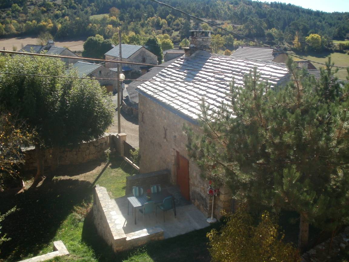 200 M² Gîte ∙ 2 Chambres ∙ 4 Personnes - Lozère