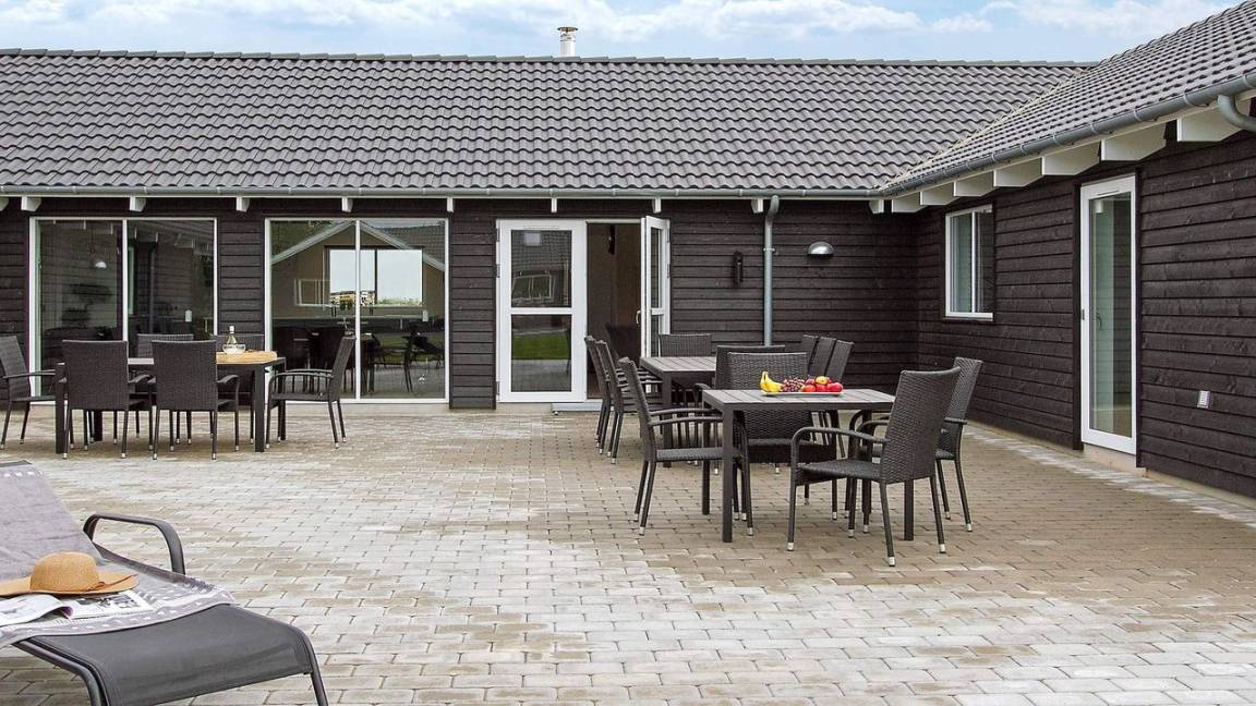 298 M² Maison De Vacances ∙ 9 Chambres ∙ 24 Personnes - Olpenitz