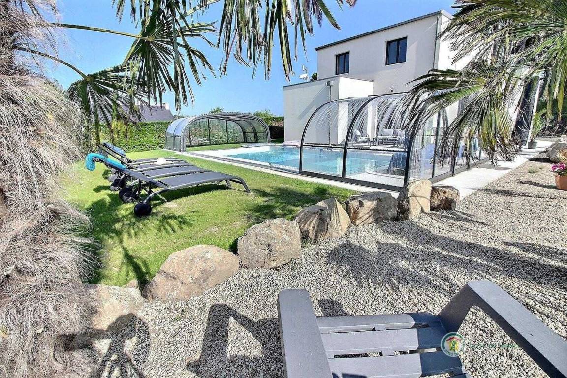 114 M² Gîte ∙ 4 Chambres ∙ 8 Personnes - Trédarzec