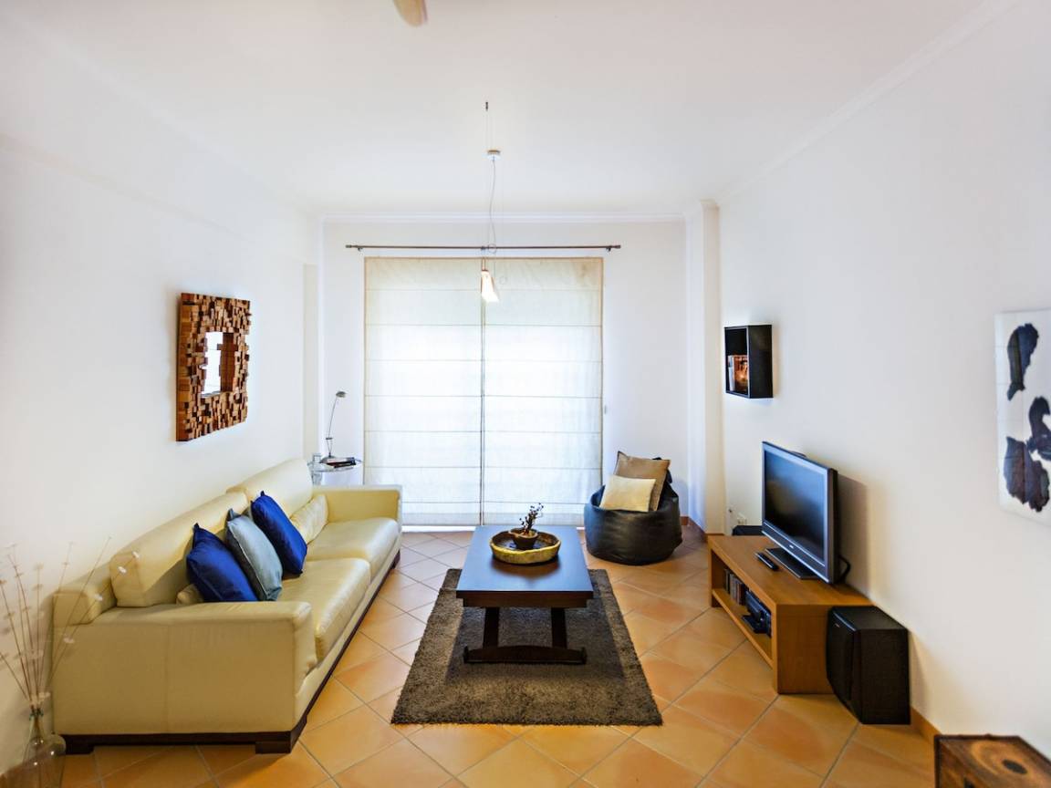 89 M² Apartment ∙ 2 Bedrooms ∙ 4 Guests - Faro