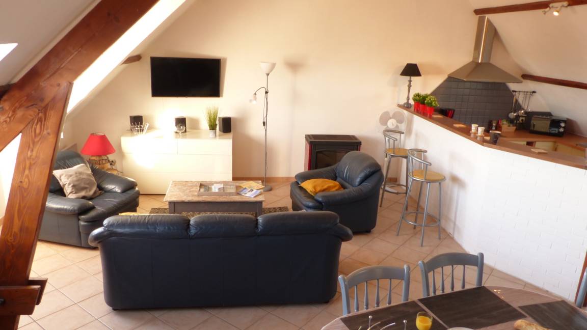 60 M² Appartement ∙ 2 Chambres ∙ 5 Personnes - Étel