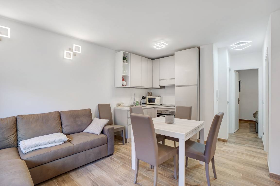 60 M² Ferienwohnung ∙ 2 Schlafzimmer ∙ 4 Gäste - Pila
