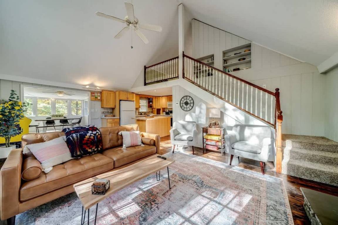 105 M² Cabin ∙ 3 Bedrooms ∙ 8 Guests - West Virginia